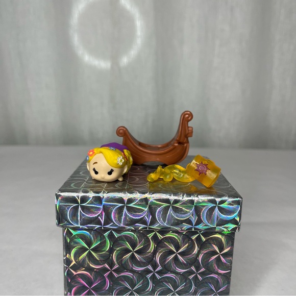 Disney | Wall Decor | Rapunzel Tsum Tsumupdate Info | Poshmark
